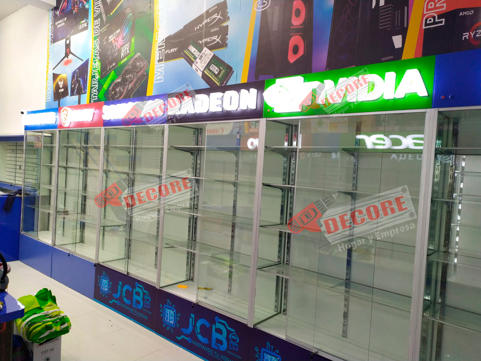 REMODELACIÓN DE LOCAL-INSTALACION DE MUEBLES-TIENDA DE COMPUTADORAS ...